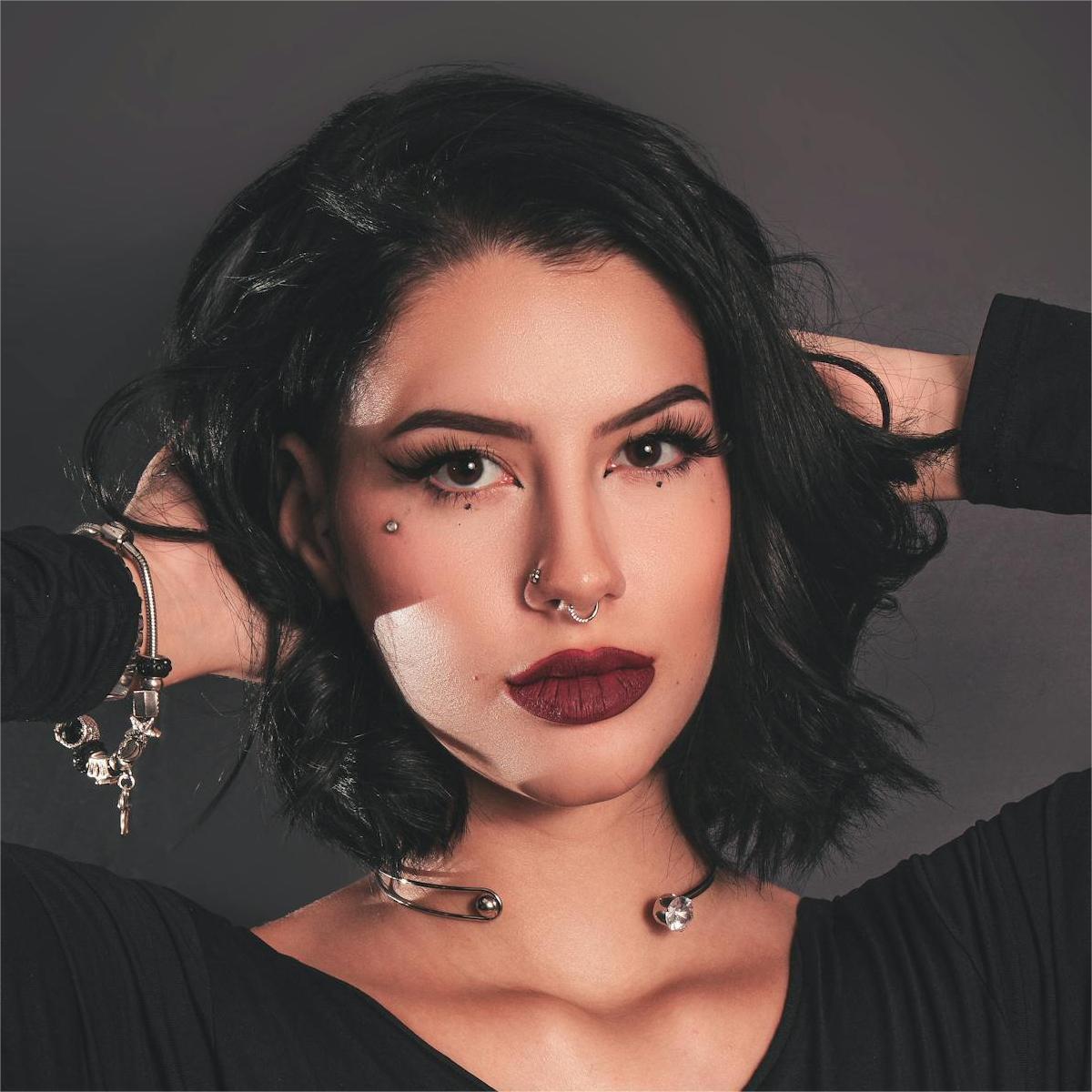 Lista de los mejores metales para piercings con ventajas, desventajas ...