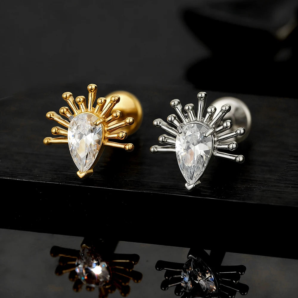 Oorlel piercing steker met een druppelvormige cz steen titanium oorste ...